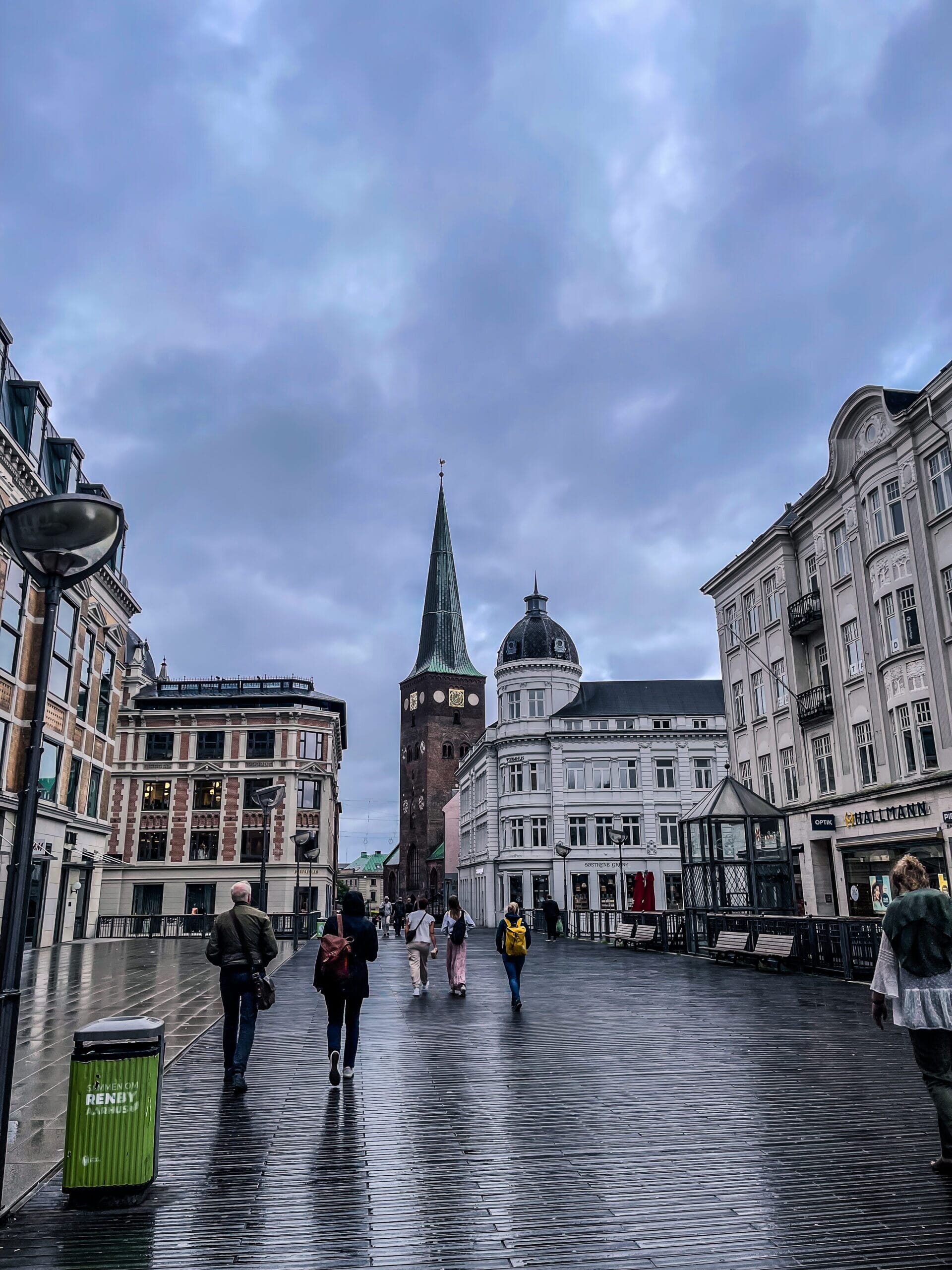 Royal Run Medals Revolutionised by Lotus Laser Systems