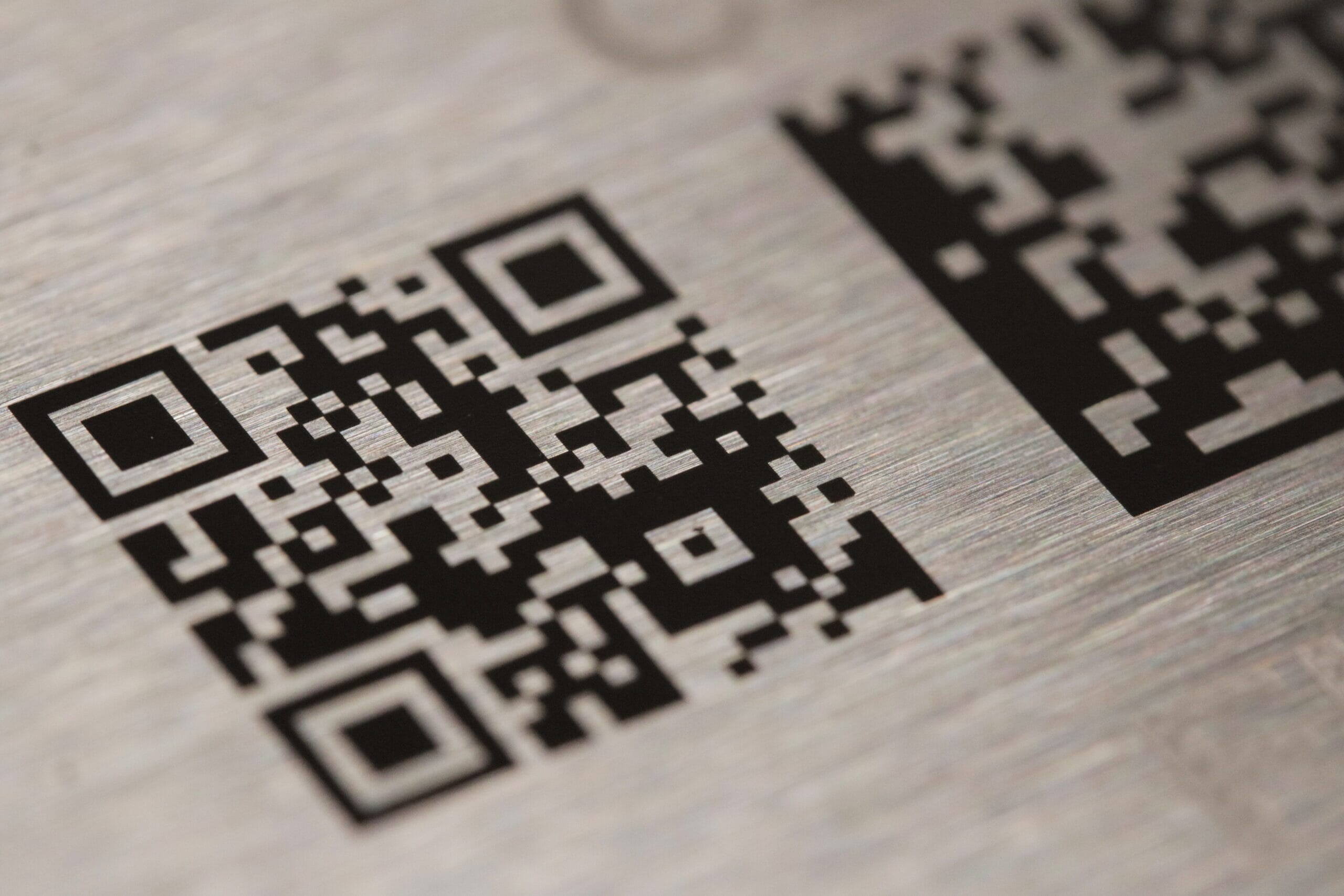 Laser Engraving Stainless Steel: Tips & Machines